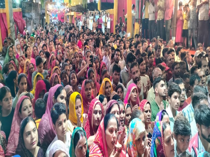 The court of the first worshipper decorated on Ganesh Chaturthi | गणेश ...