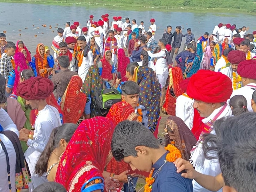 The tradition of shaking the sea was performed in Kothar village