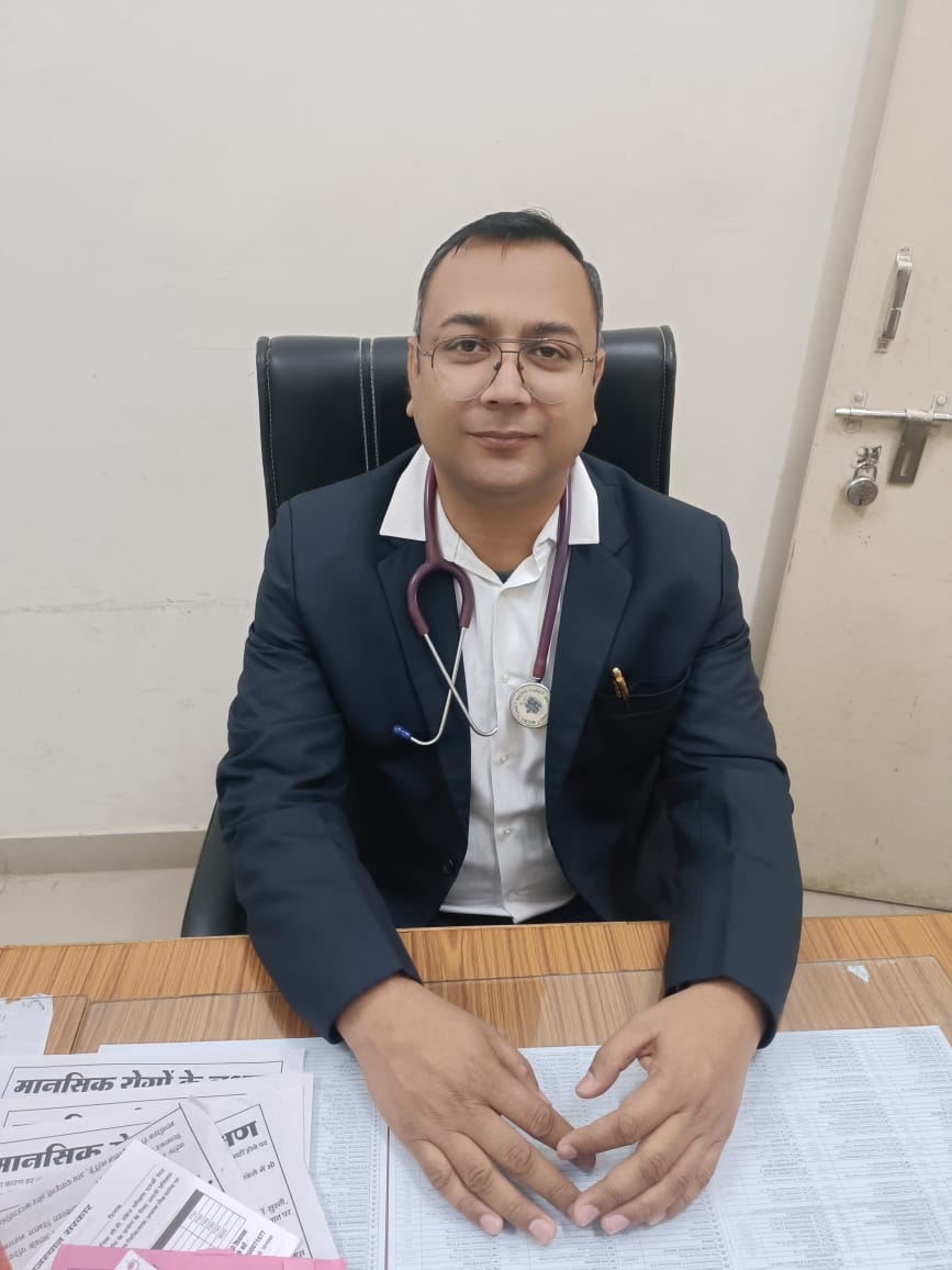 Psychiatrist Dr. Priyank Jain received the award