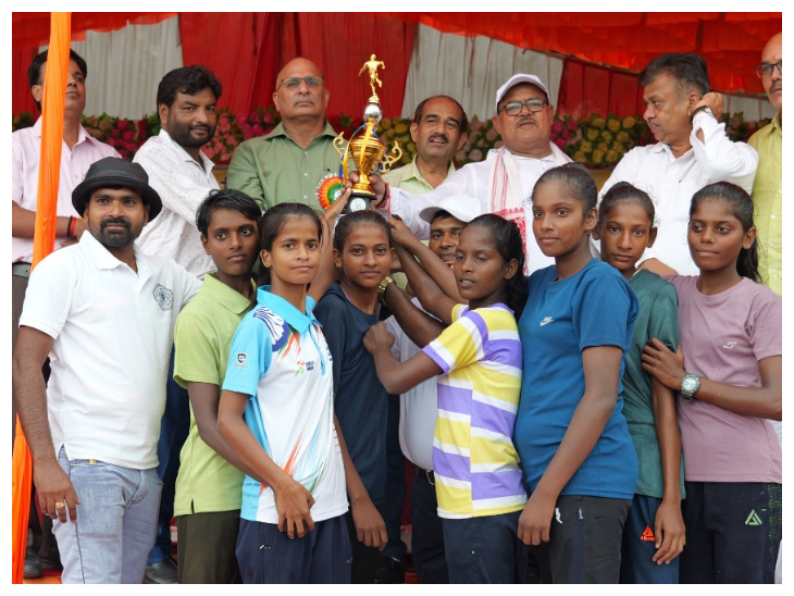 Varanasi News Shivpur zone became the overall champion, scored 44 points