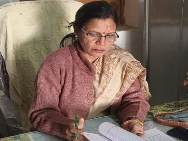 The collector suspended the careless principal | कलेक्टर ने लापरवाह ...