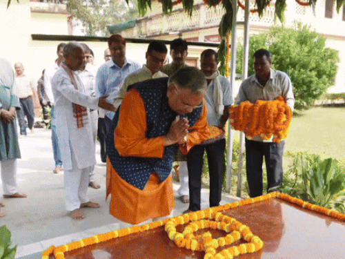 Bapu and Shastri ji's birth anniversary was celebrated in BHU