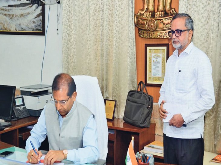 Disproportionate assets case against IAS Rajendra Vijay | आईएएस ...