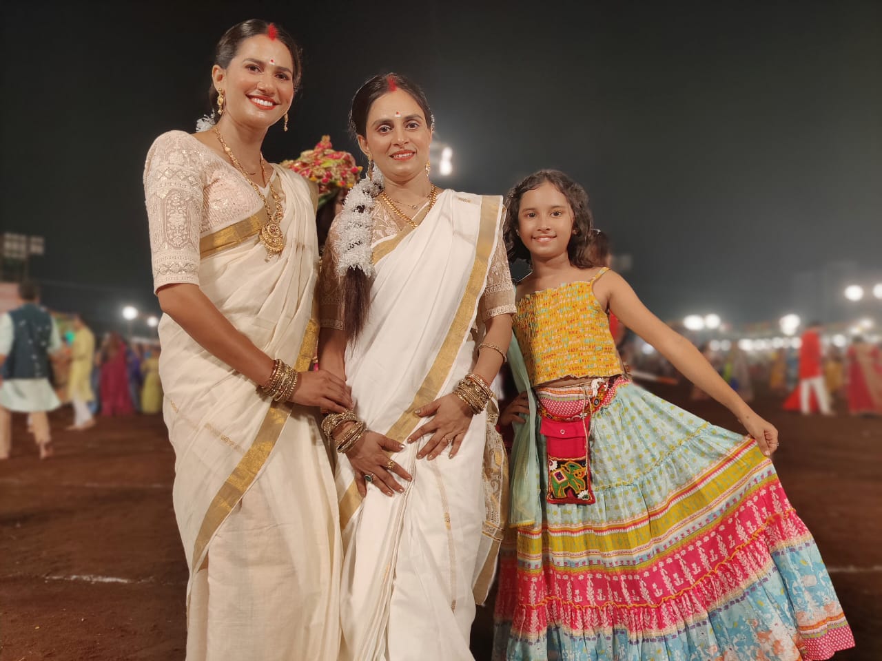 See the cultural colors of Garba in photos
