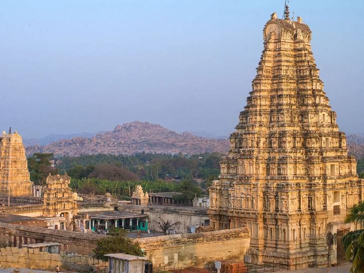 Huge gopurams were built to display the glory of kings | रसरंग में ...