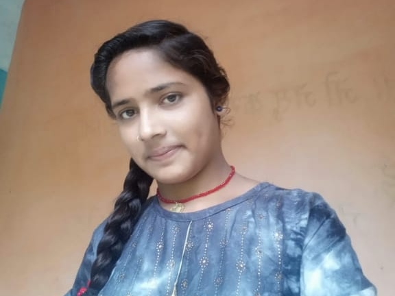 The body of a girl who had eloped with her lover was found in a field ...