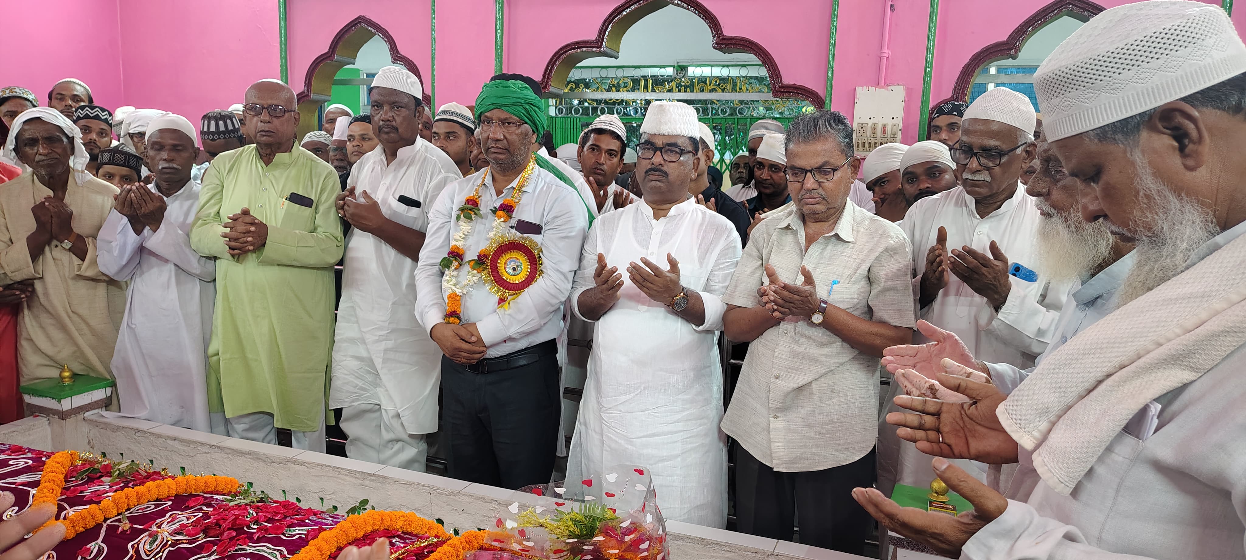 5-day annual Urs Pak of Hazrat Aziz Shah Baba begins in Loyabad ...