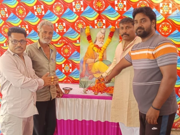 Valmiki Samaj celebrated the birth anniversary of Saint Valmiki in Pali ...