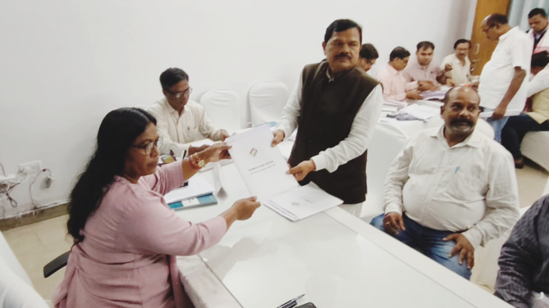Champai Soren from BJP and Ganesh Mahali from JMM filed nomination for ...