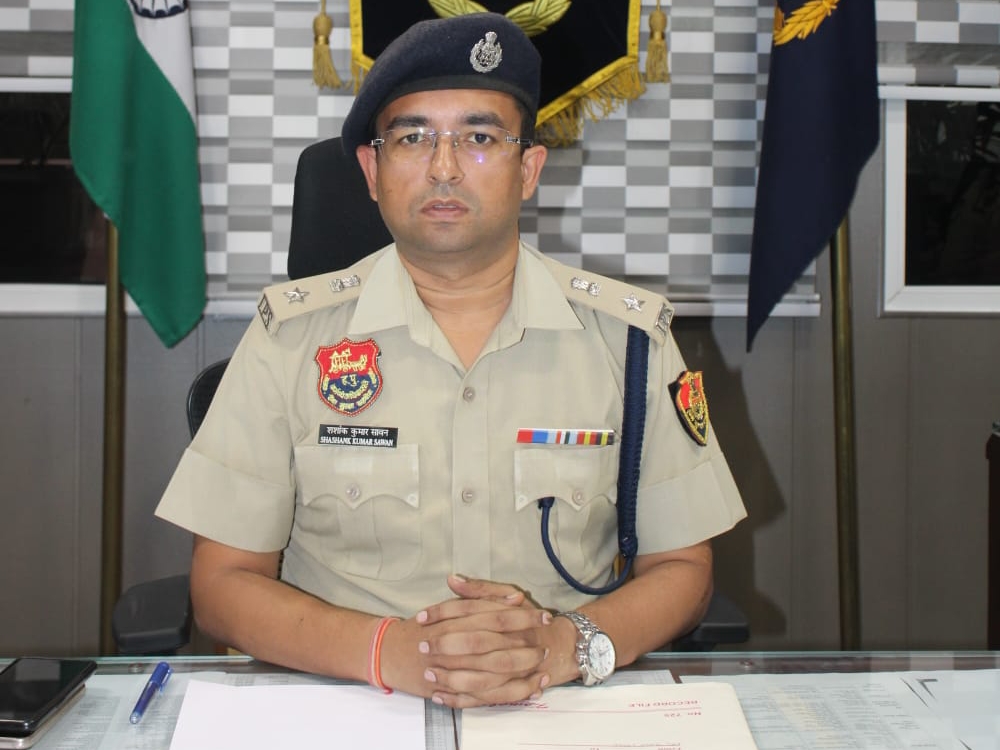 Hisar SP Shashank Kumar Sawan took charge | हिसार में नवनियुक्त एसपी ने ...