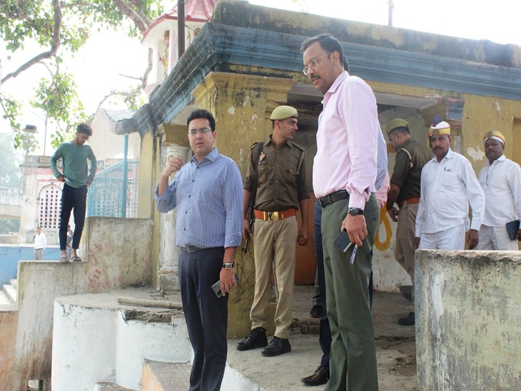 Azamgarh DM took stock of the ghats | छठ पूजा से पहले आजमगढ़ DM ने घाट ...