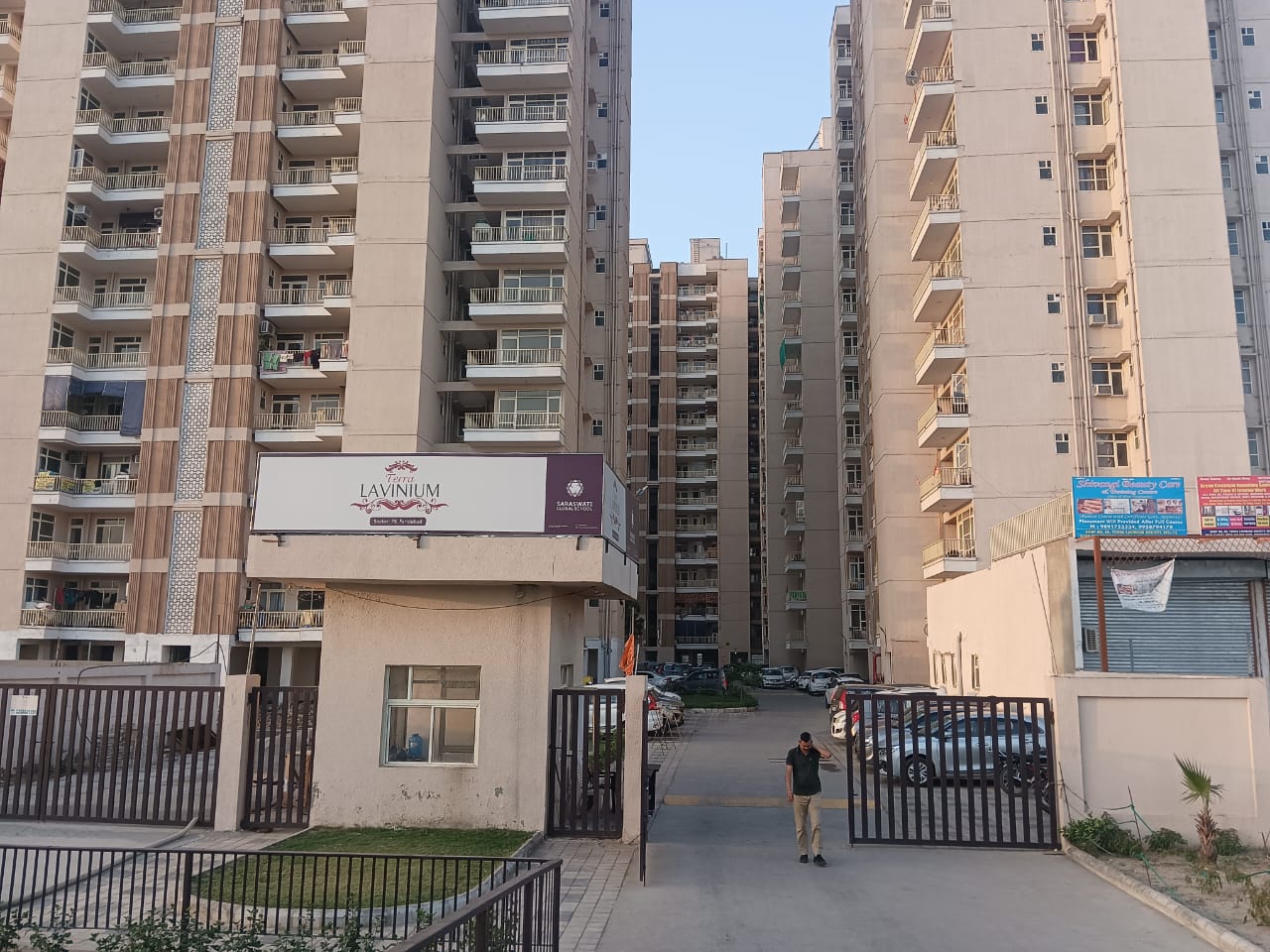 Faridabad Terra Lavinium Society electricity Problem update | फरीदाबाद ...