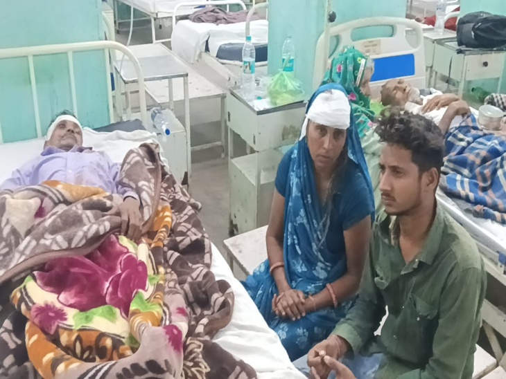 Three people got their heads broken in a quarrel | आपसी कहासुनी में ...