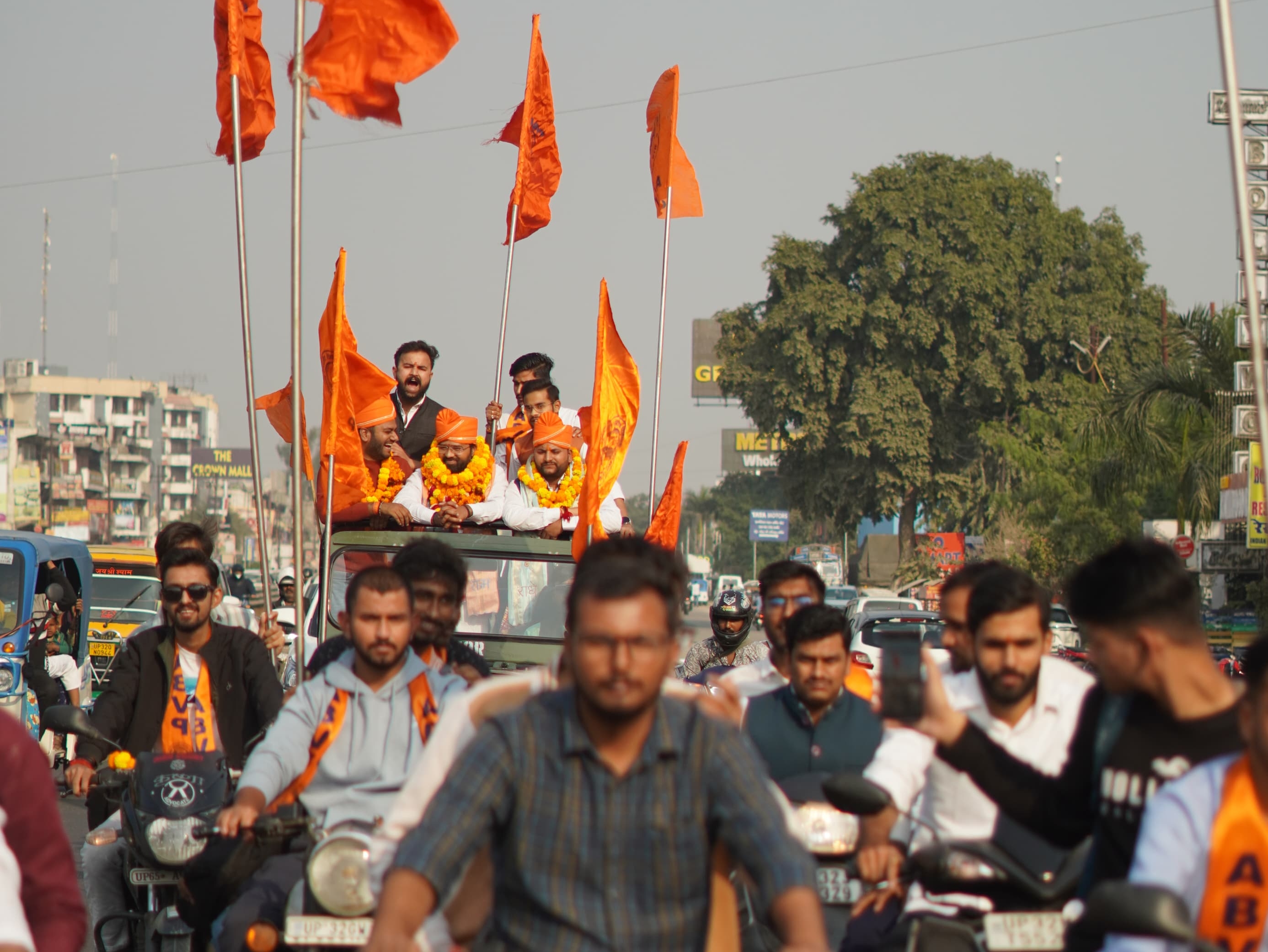 ABVP leaders welcomed in Lucknow | लखनऊ में ABVP नेताओं का स्वागत ...