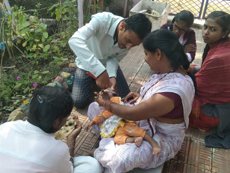 Muskan Sanstha performed the tonsure ceremony of three orphan children ...