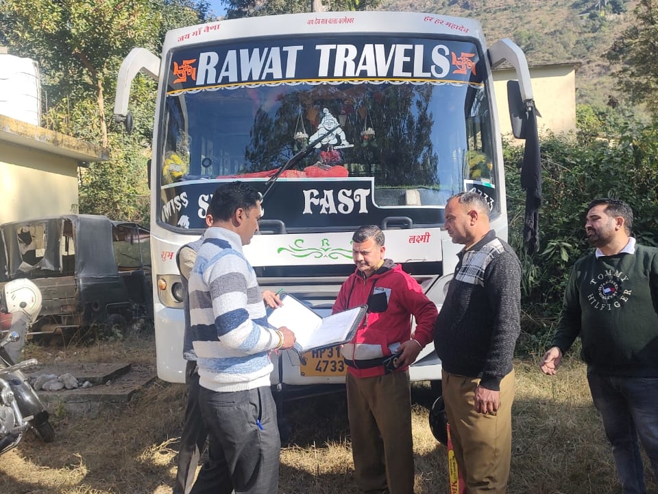 , Rs 25 lakh recovered in 8 days | एक्शन मोड में बिलासपुर RTO विभाग ...