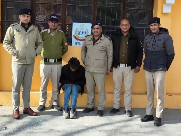 Kullu Police Drug smuggler arrested | कुल्लू में नशा तस्कर गिरफ्तार ...