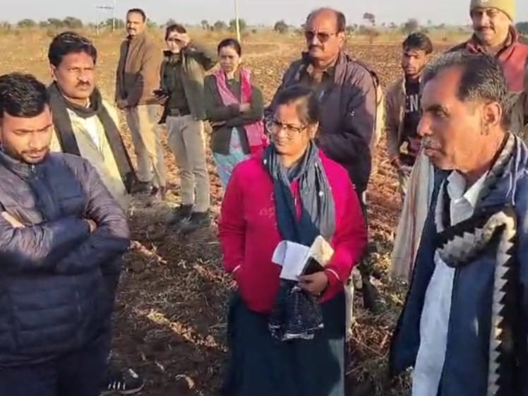 The case of reaching the public hearing with a salfas | सलफास लेकर ...