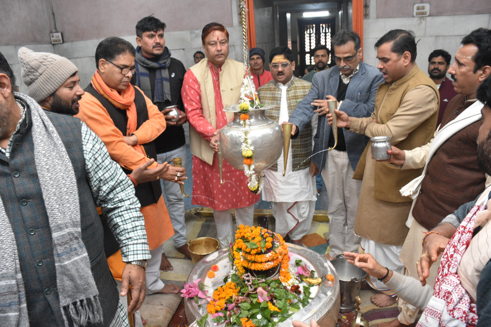 Rudrabhishek was organized in BHU on the birth anniversary of Mahamana