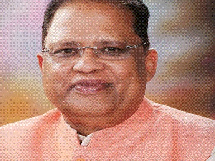 Salim Raj given cabinet minister status | सलीम राज को कैबिनेट मंत्री का ...