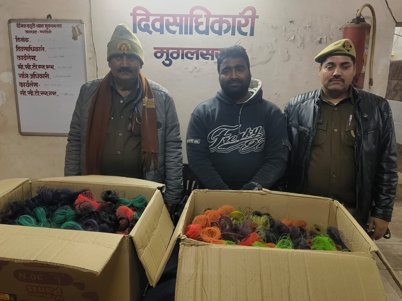 Chandauli police arrested one person with Chinese Manjha