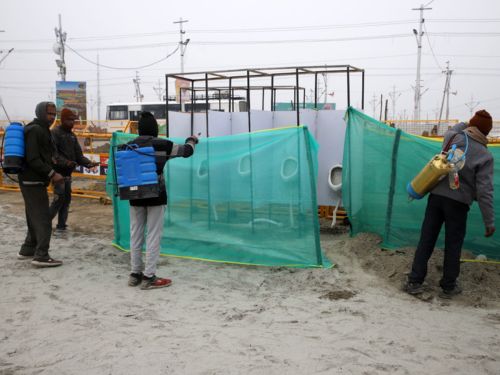 A major cleaning campaign is underway in the Maha Kumbha area | महाकुंभ ...