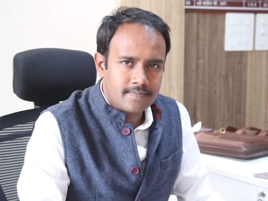 Holiday from Nursery to Class 8 in Sagar tomorrow | सागर में शुक्रवार ...