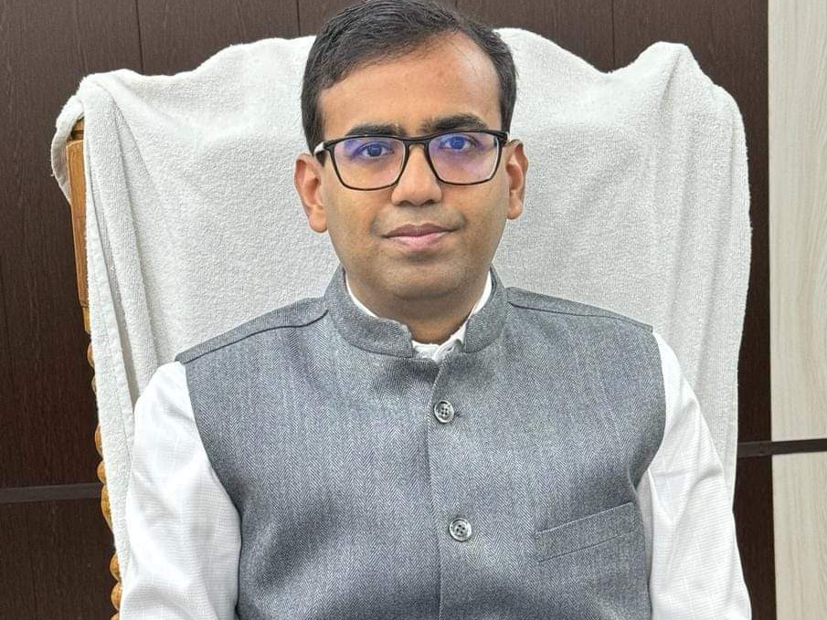 Bijnor New DM Name | District Magistrate Jasjit Kaur | Ankit Kumar ...