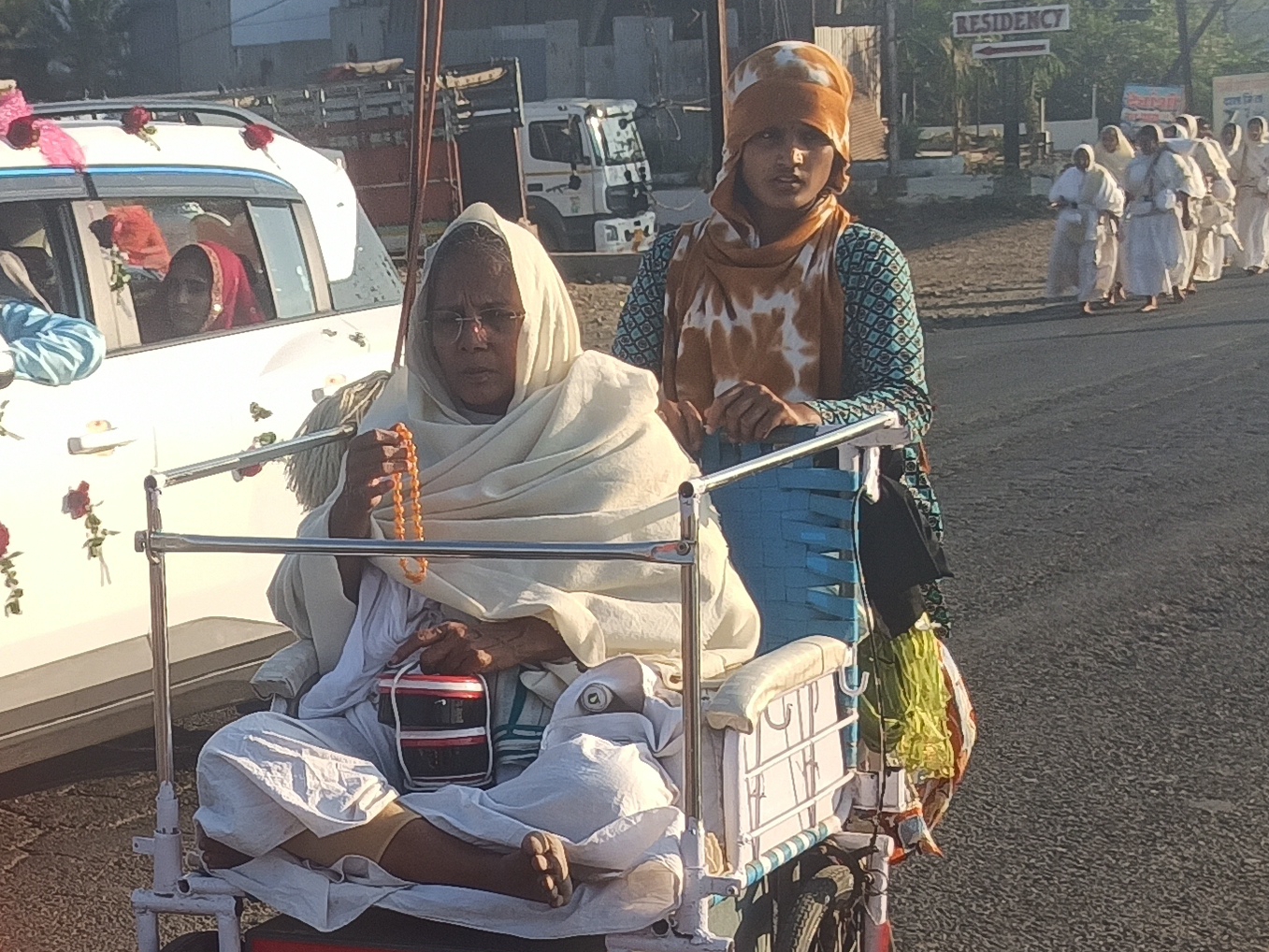 Mangal Pravesh of 21 Jain Sadhvis in Manawar