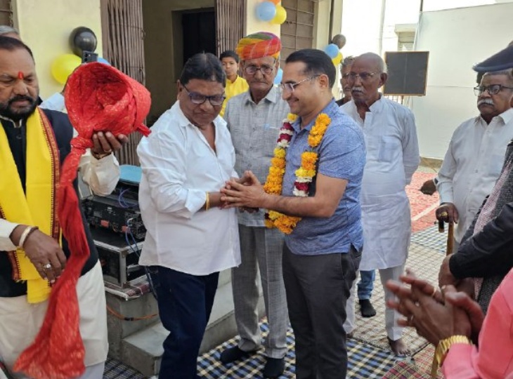 Valmiki Samaj celebrated the birth anniversary of Maharishi Naval Swami ...