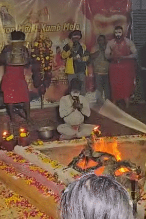 Aghoris put aside Guru's head from corpse