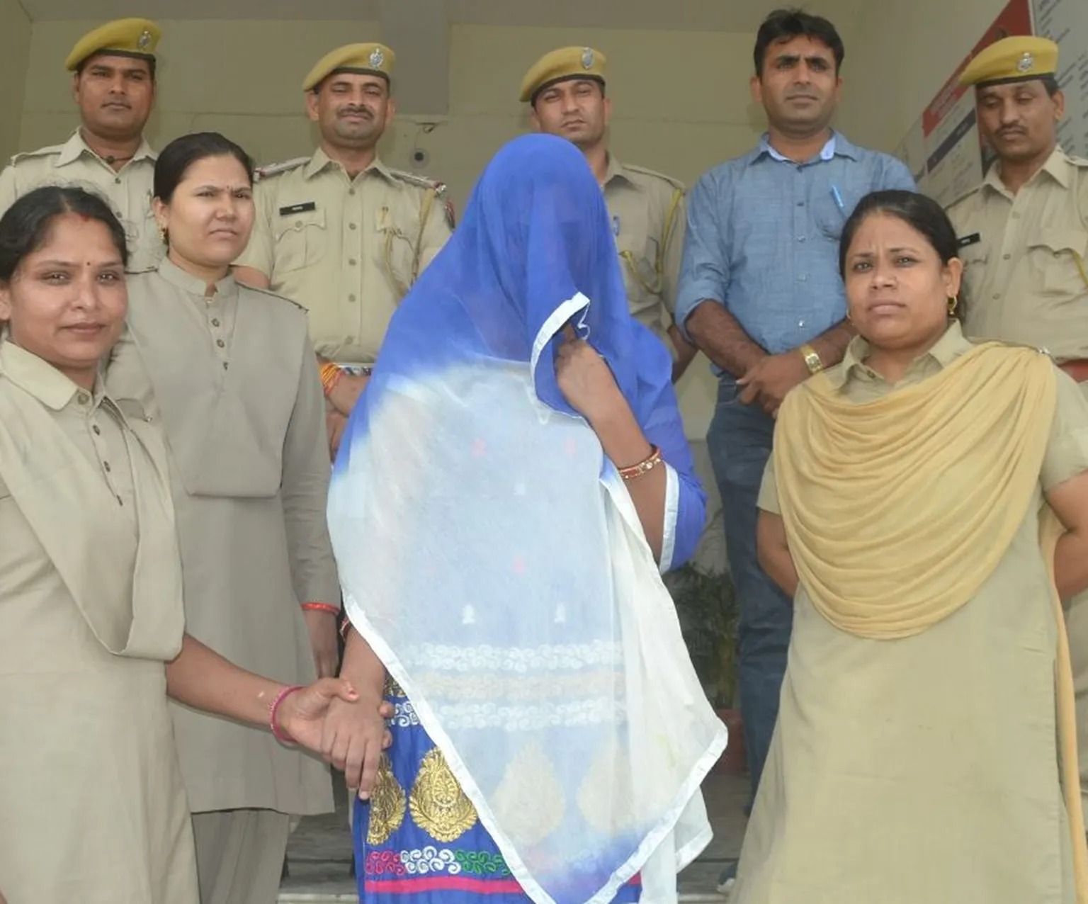 Rajasthan Delhi IB Officer Murder Story; Chetan Prakash Wife Affair ...