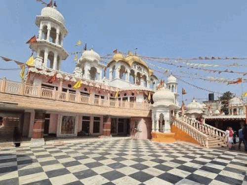 Hisar Kajla dham woman neck Chain stolen update | हिसार के काजला-धाम ...