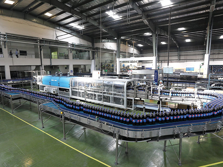 Varun Beverages started by a clothes seller journey, pepsi-kurkure ...