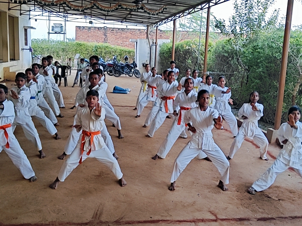 Free Karate training in Jansar | जनसार में नि:शुल्क कराटे प्रशिक्षण: 30 ...
