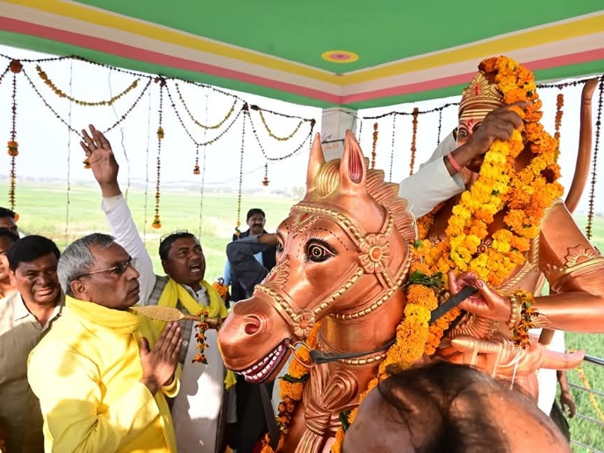 Unveiling of the statue of Raja Suheldev