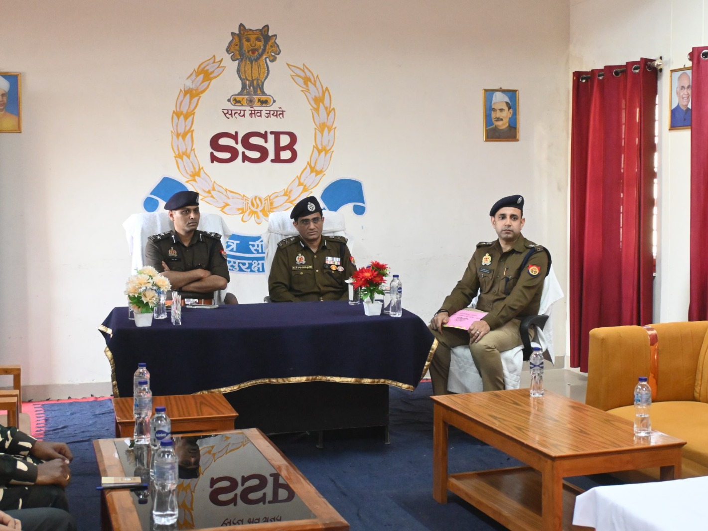 ADG-DIG took stock of the security of Indo-Nepal border | एडीजी-डीआईजी ...