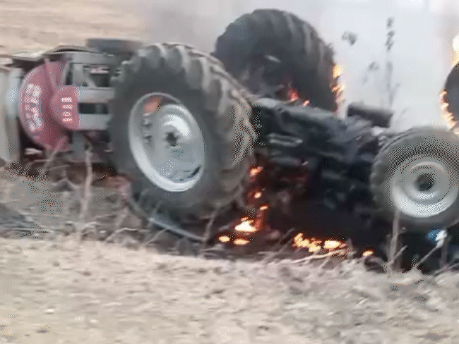 2 men burned alive after tractor crash in Chhatarpur: Trapped beneath ...