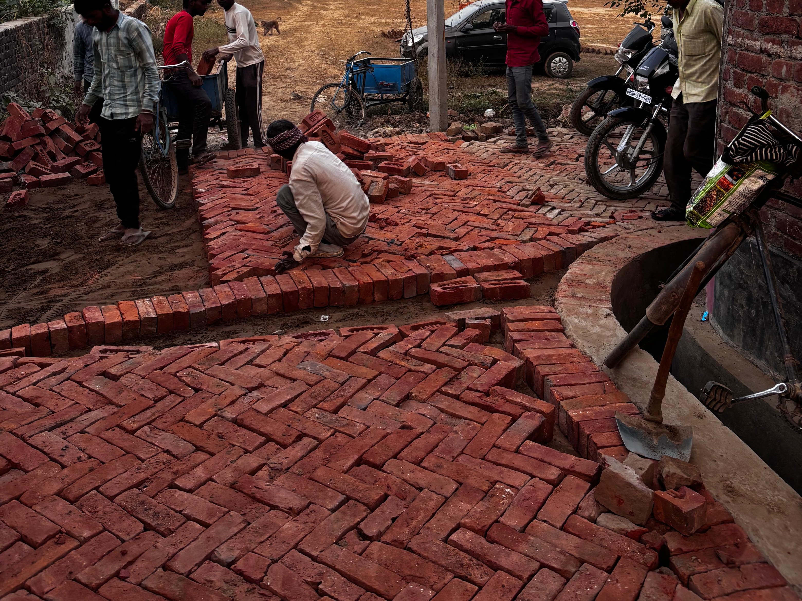 Construction of new pavement started in Gram Panchayat, villagers will ...