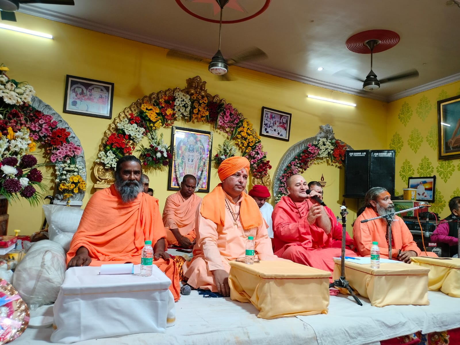 saint conference Jhajjar Prasad Giri temple | झज्जर के प्रसाद गिरी ...