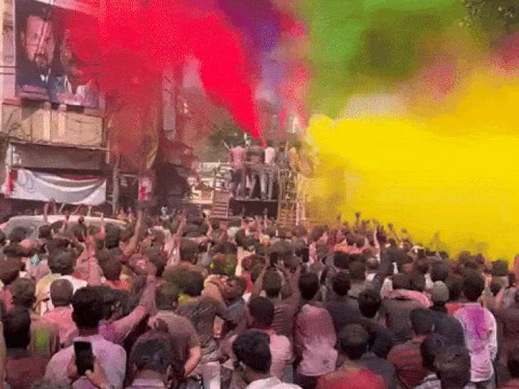 370 people book rooftops for Indore’s historic 'Ger': 25,000 kg of ...