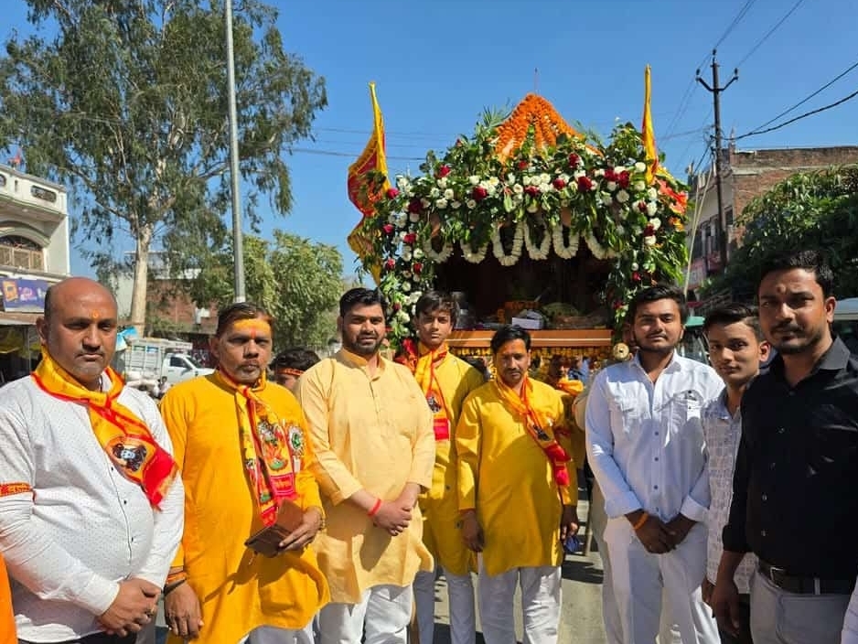 A huge procession of Bajrang Bali took place in Bangarmau