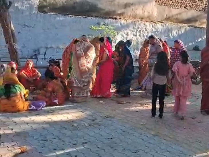 Devotees flocked to Sheetla Mata temples on Basoda festival Dholpur ...