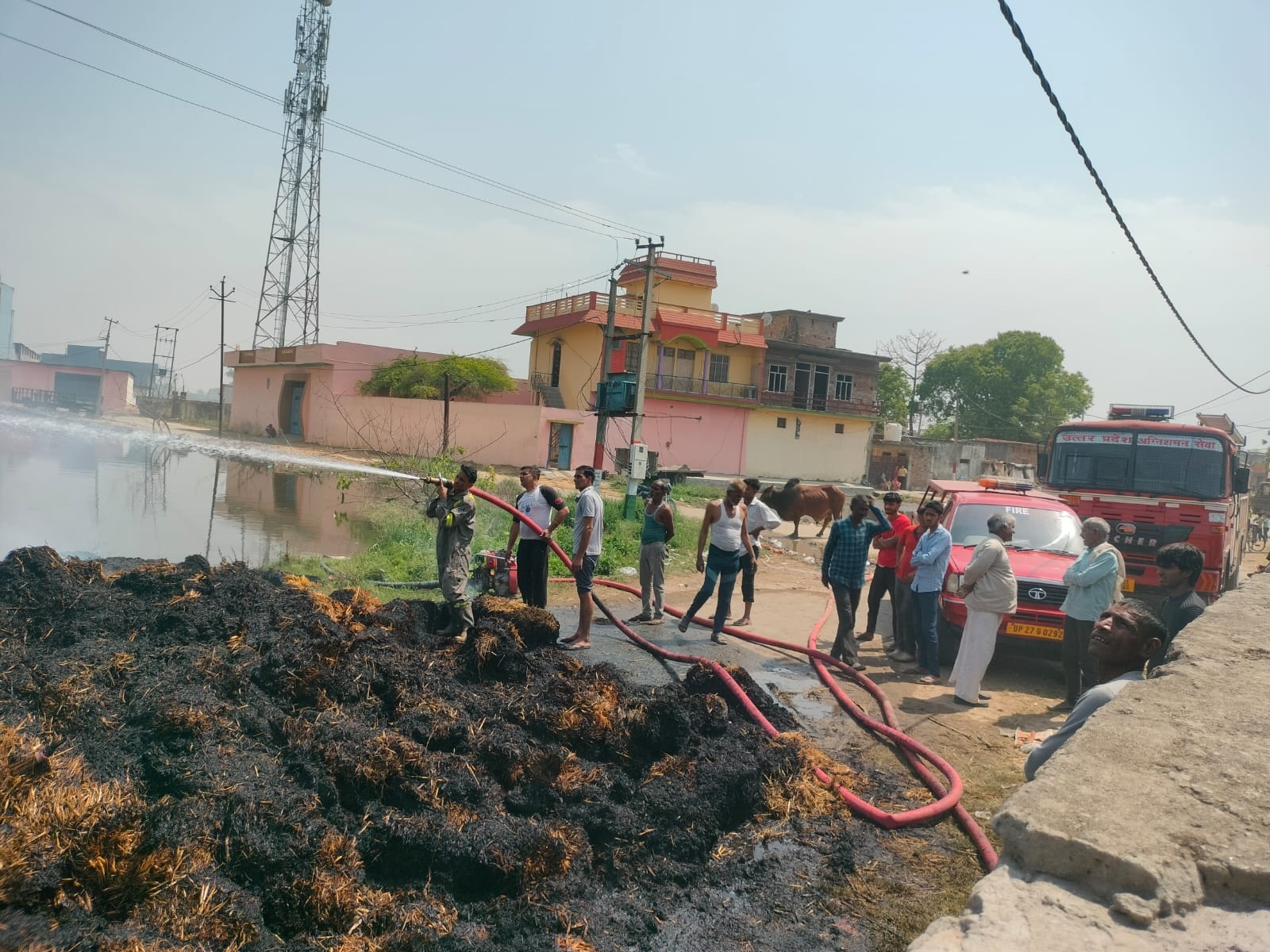 Tractor-trolley caught fire due to electric spark