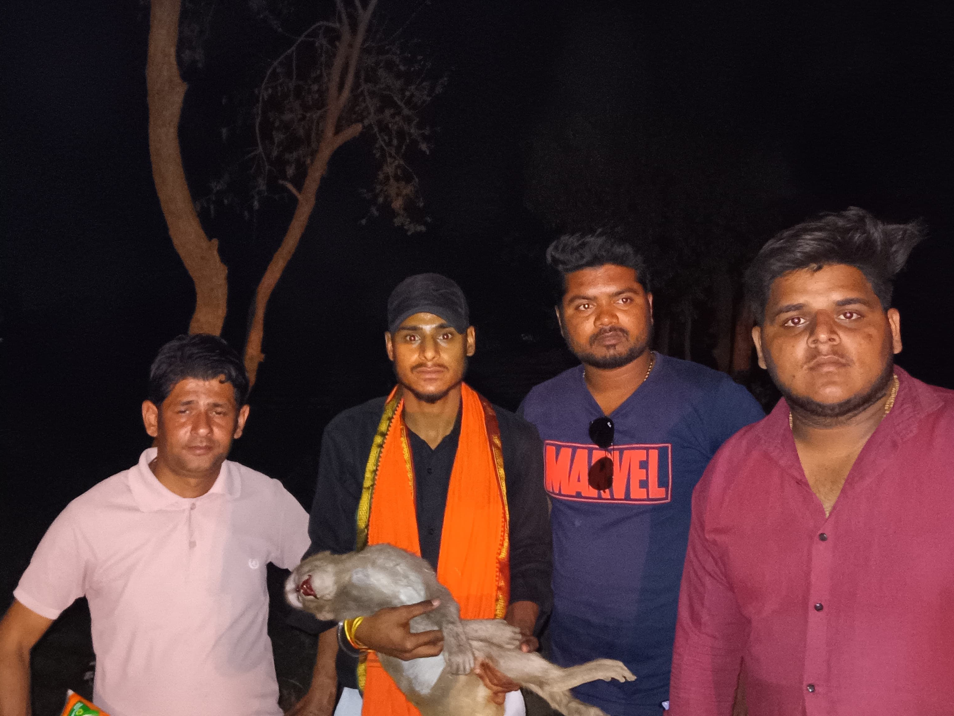 Hindu-Muslim friendship became an example of humanity | मानवता की मिसाल ...