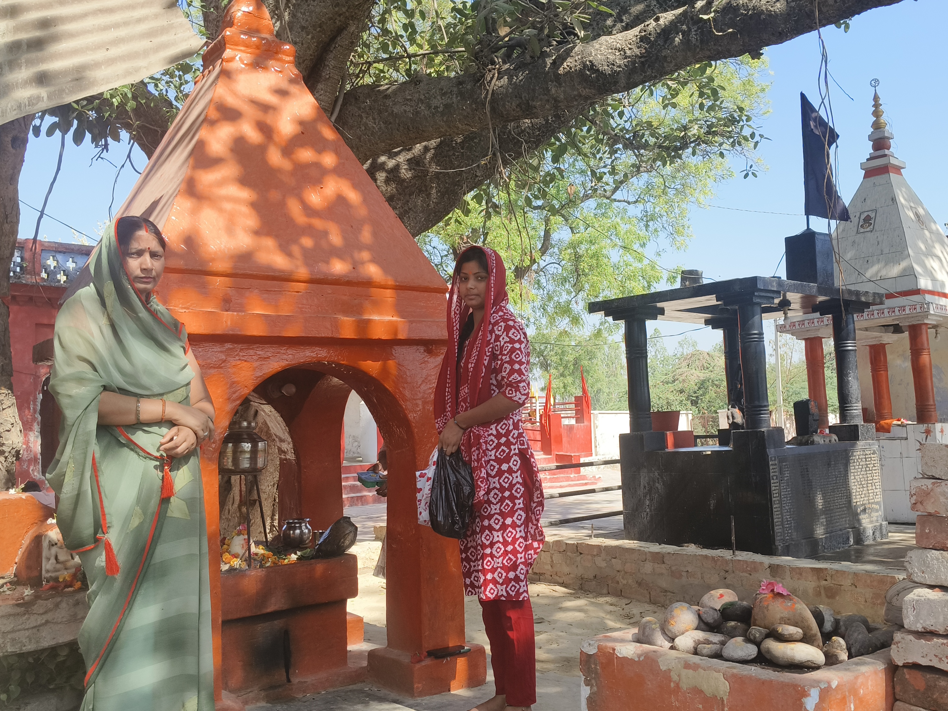 Second day of Navratri in Bikapur | बीकापुर में नवरात्र का दूसरा दिन ...