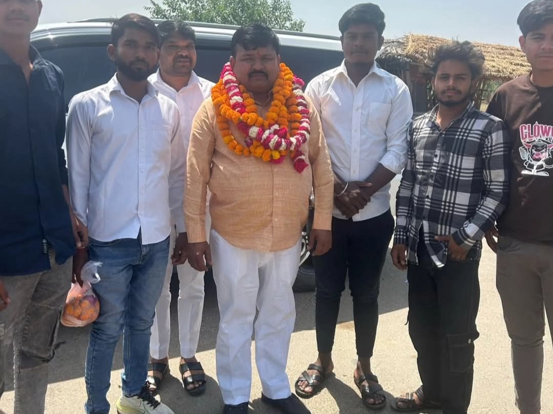 MLA received a grand welcome in Gosaiganj