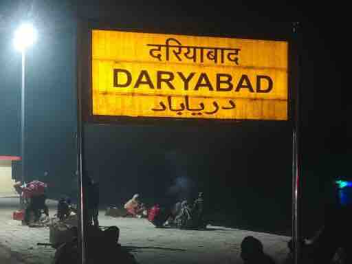 Minor girl found at Dariyabad station