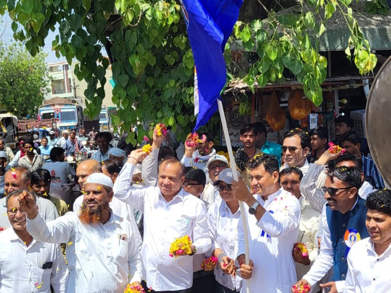 Procession took place in Manawar on Dr. Ambedkar Jayanti