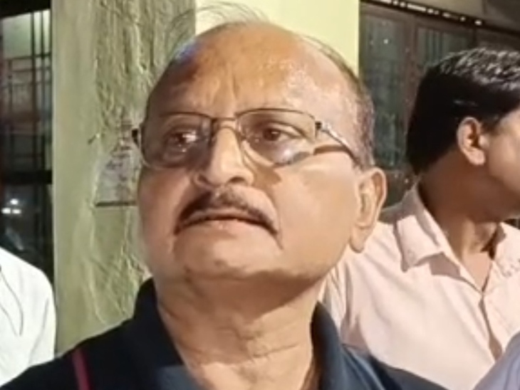 'Bullets can fire anywhere', Amarpatan Janpad CEO threatens woman ...